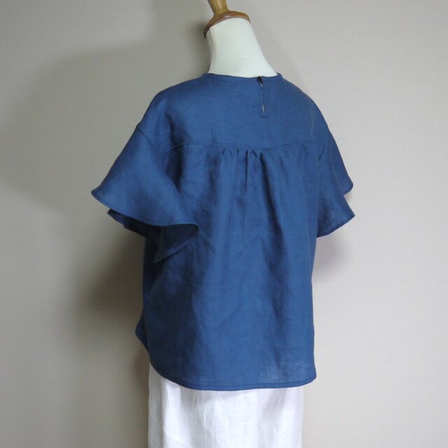 カラーリネン ラッフル袖ブラウス ブルー S・M・L・LL（中厚、リネン100％） | iichi 日々の暮らしを心地よくするハンドメイドやアンティークのマーケットプレイス