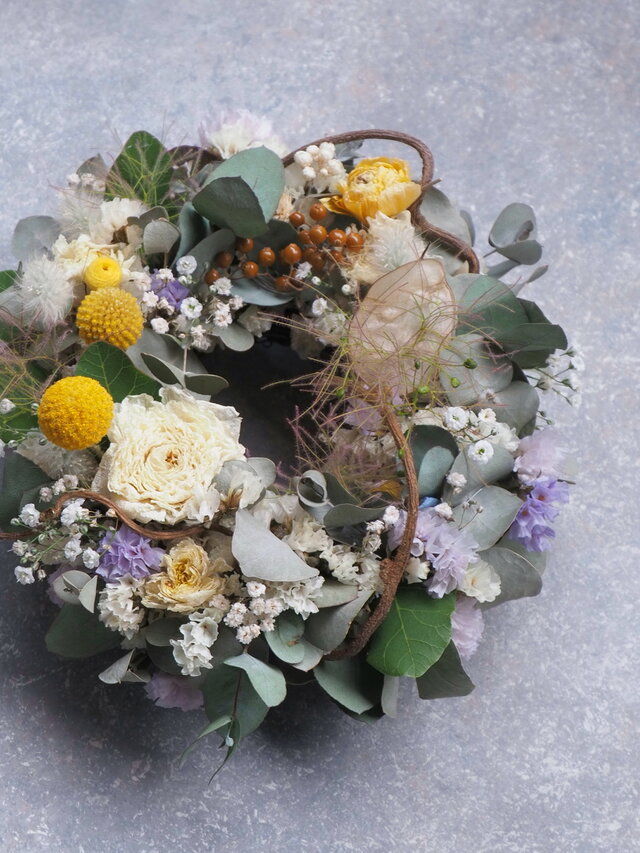 朝もやの森のミニリース18cm | iichi 日々の暮らしを心地よくするハンドメイドやアンティークのマーケットプレイス