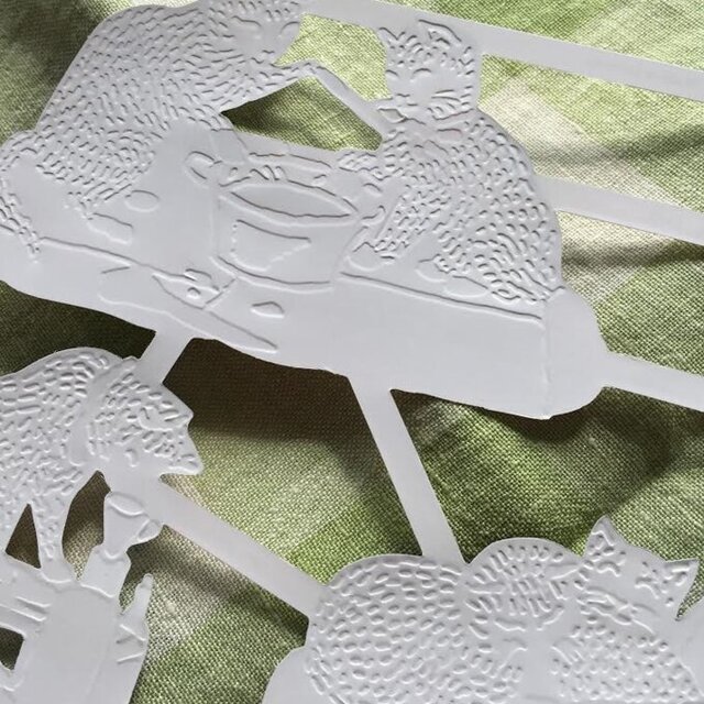 19世紀に生まれた紙細工 Germany クロモス2枚set 061/109 | iichi 日々の暮らしを心地よくするハンドメイドやアンティークのマーケットプレイス