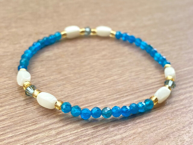 Beaded bracelet-95 | iichi 日々の暮らしを心地よくするハンドメイドやアンティークのマーケットプレイス