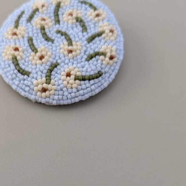 monolog 風と花のブローチ BLUE | iichi 日々の暮らしを心地よくするハンドメイドやアンティークのマーケットプレイス