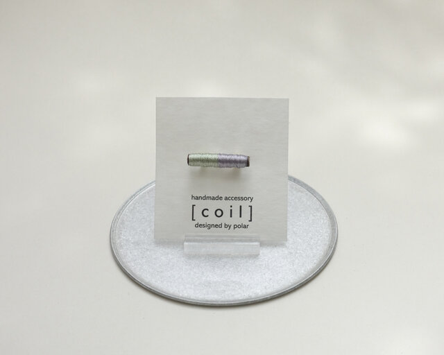 [coil] brooch-S | iichi 日々の暮らしを心地よくするハンドメイドやアンティークのマーケットプレイス