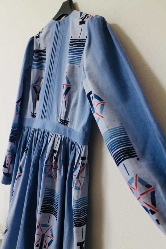 夏★ 反物 コットン100% ロング ギャザーカーディガン ロングワンピース★一枚限定 | iichi 日々の暮らしを心地よくするハンドメイドやアンティークのマーケットプレイス