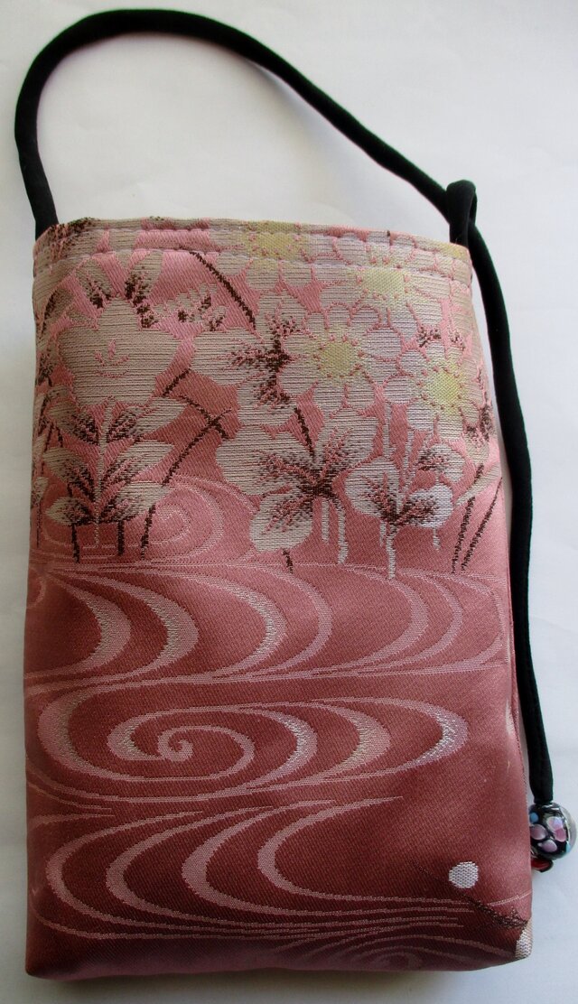 8253 お蒲団側で作ったスマホポーチ＃送料無料 | iichi 日々の暮らしを心地よくするハンドメイドやアンティークのマーケットプレイス