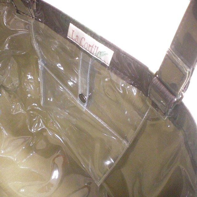 BagビニールA4Long／スジ入り迷彩 | iichi 日々の暮らしを心地よくするハンドメイドやアンティークのマーケットプレイス