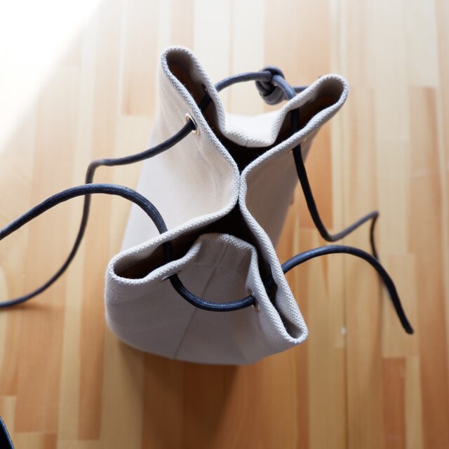 2wayスクエアポシェット 倉敷帆布 | iichi 日々の暮らしを心地よくするハンドメイドやアンティークのマーケットプレイス