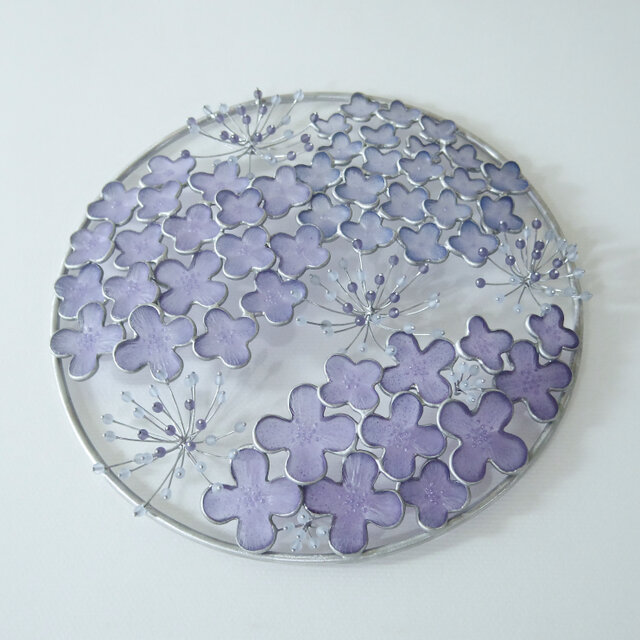 ガラスのリース[紫陽花]LL | iichi 日々の暮らしを心地よくするハンドメイドやアンティークのマーケットプレイス