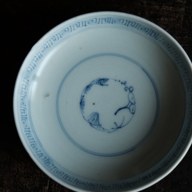 線描きで素敵 伊万里 花文染付線描き蓋付碗 antiques/骨董 古民家 江戸末期【縁にアタリ】i1 | iichi 日々の暮らしを心地よくするハンドメイドやアンティークのマーケットプレイス