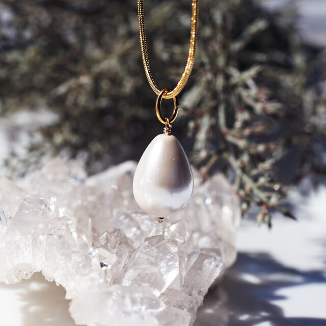 3WAY★スモーキークォーツ・ガーネット・貝パールのサージカルステンレスネックレス・スライド60cm ～Chocolat | iichi 日々の暮らしを心地よくするハンドメイドやアンティークの ...