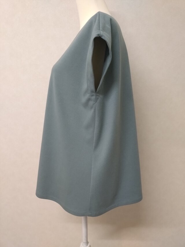 気取りの無いゆったりTシャツ？BLPO−405 | iichi 日々の暮らしを心地よくするハンドメイドやアンティークのマーケットプレイス