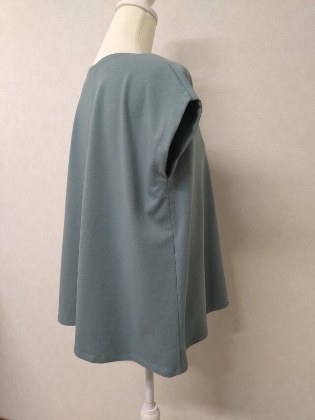 気取りの無いゆったりTシャツ？BLPO−405 | iichi 日々の暮らしを心地よくするハンドメイドやアンティークのマーケットプレイス