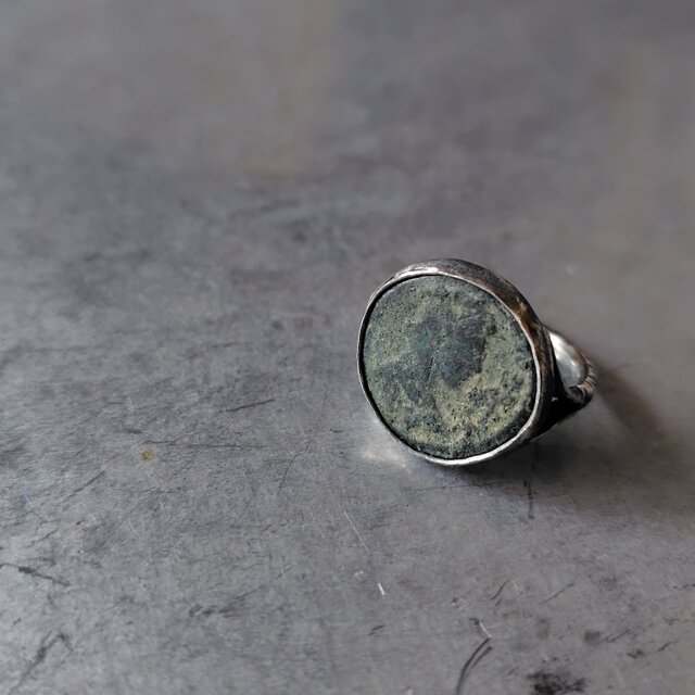 古代ローマ青銅貨シルバーリング#15〜15.5 | iichi 日々の暮らしを心地よくするハンドメイドやアンティークのマーケットプレイス