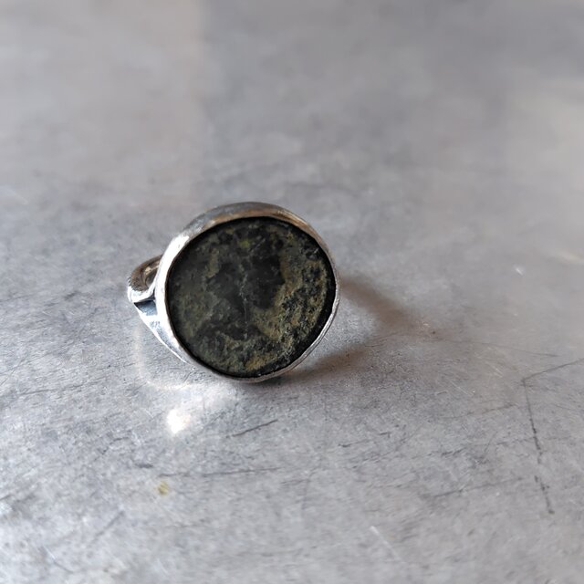古代ローマ青銅貨シルバーリング#15〜15.5 | iichi 日々の暮らしを心地よくするハンドメイドやアンティークのマーケットプレイス