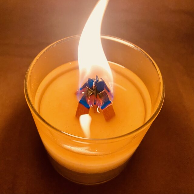【焚ゆら】焚き火キャンドル・アロマキャンドル・ソイキャンドル・屋内焚き火 | iichi 日々の暮らしを心地よくするハンドメイドやアンティークのマーケットプレイス