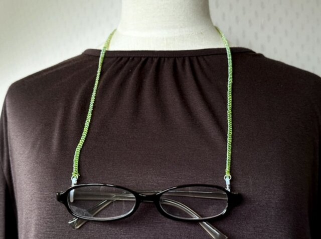 *Always*モスグリーンのシンプルグラスコード | iichi 日々の暮らしを心地よくするハンドメイドやアンティークのマーケットプレイス