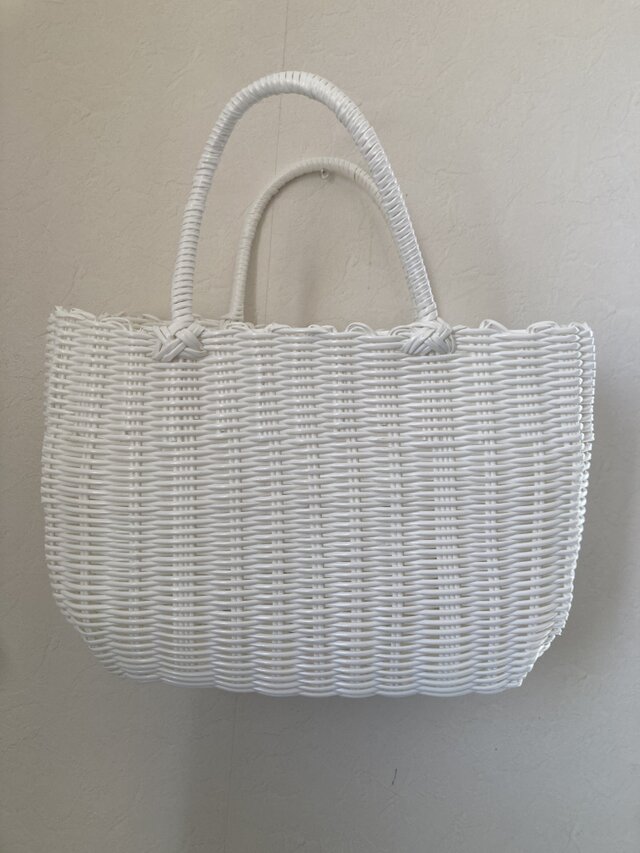 カゴバッグ くま② | iichi 日々の暮らしを心地よくするハンドメイドやアンティークのマーケットプレイス