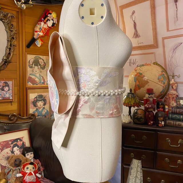 和洋折衷 2部式 作り帯 名古屋帯 リメイク ハンドメイド レトロ 淡く、優しく、こころを包む。 2B-29 | iichi 日々の暮らしを心地よくするハンドメイドやアンティークのマーケットプレイス