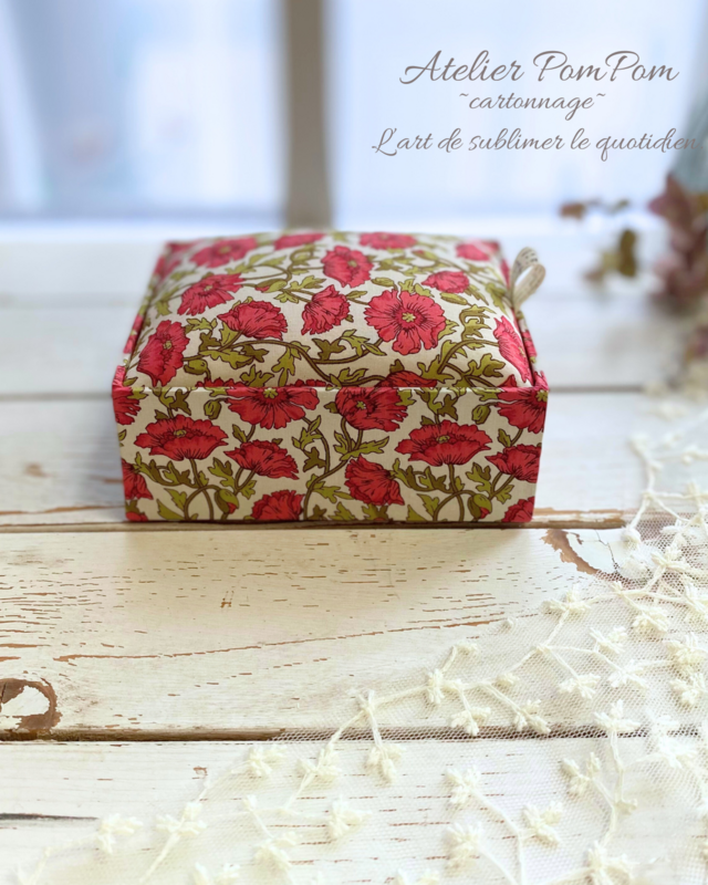 Pom doux petite ＊ リバティ アステルリースの布箱（レッド） | iichi 日々の暮らしを心地よくするハンドメイドやアンティークのマーケットプレイス