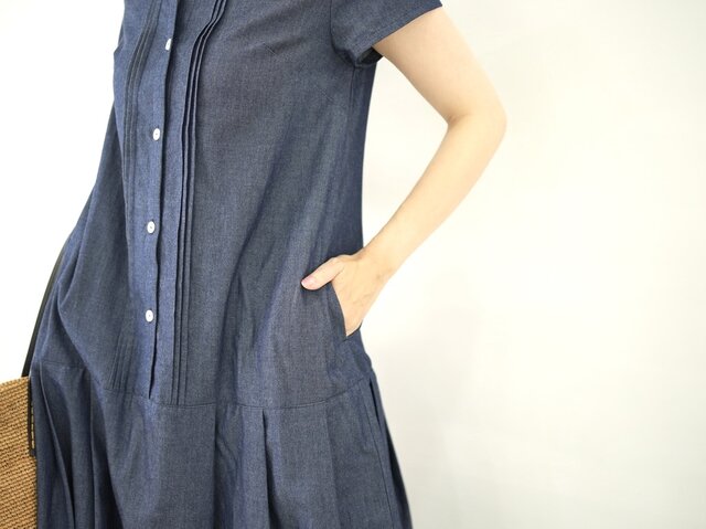 ピンタックワンピース半袖 ︎ 薄手デニム No.344 | iichi 日々の暮らしを心地よくするハンドメイドやアンティークのマーケットプレイス