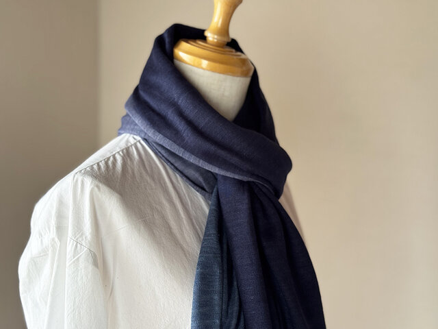 ベルギーリネン 3WAY ポンチョストール[Tsumiki] ネイビー/ブルーパープル/ブルー | iichi 日々の暮らしを心地よくするハンドメイドやアンティークのマーケットプレイス