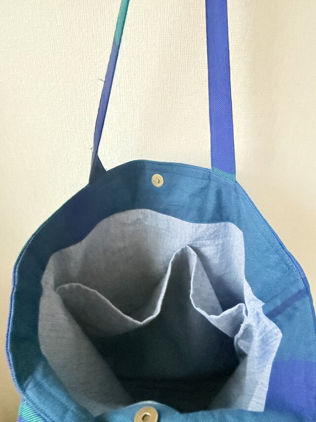 A4が入る播州織のマチ付きトートバッグ（ブルーグリーン系） | iichi 日々の暮らしを心地よくするハンドメイドやアンティークのマーケットプレイス