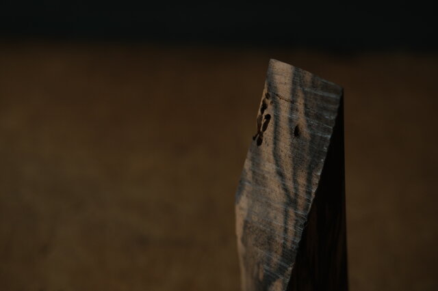 端材オブジェ｜黒柿（E） | iichi 日々の暮らしを心地よくするハンドメイドやアンティークのマーケットプレイス