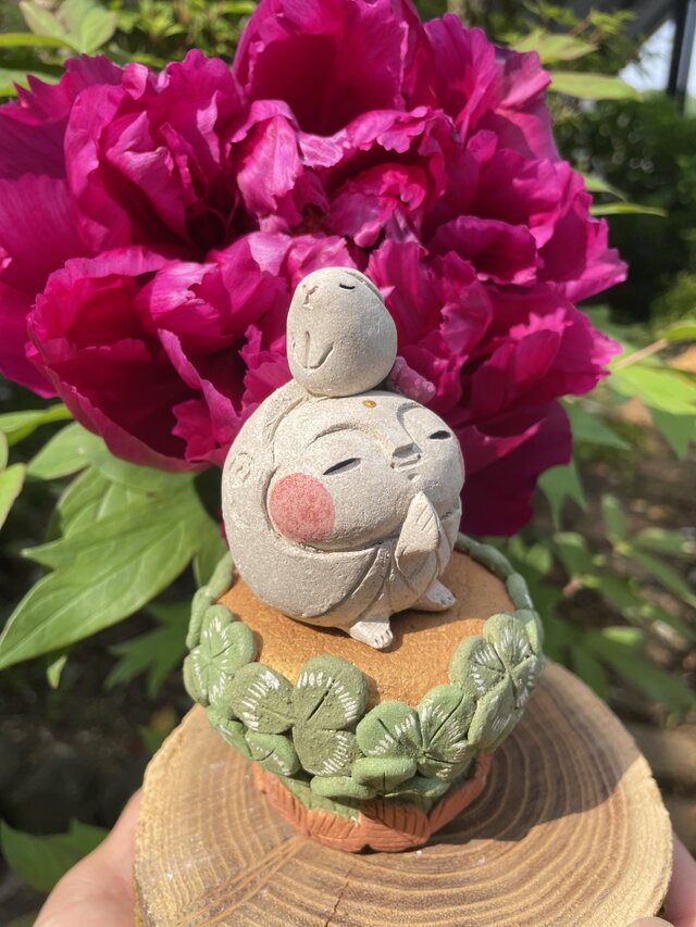 【new】白うさぎとお地蔵さま | iichi 日々の暮らしを心地よくするハンドメイドやアンティークのマーケットプレイス