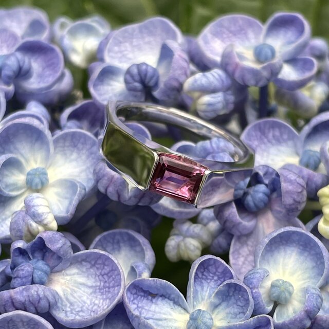 ピンク トルマリン OCT 5×7 カット印台 シルバーSV925リング | iichi 日々の暮らしを心地よくするハンドメイドやアンティークのマーケットプレイス