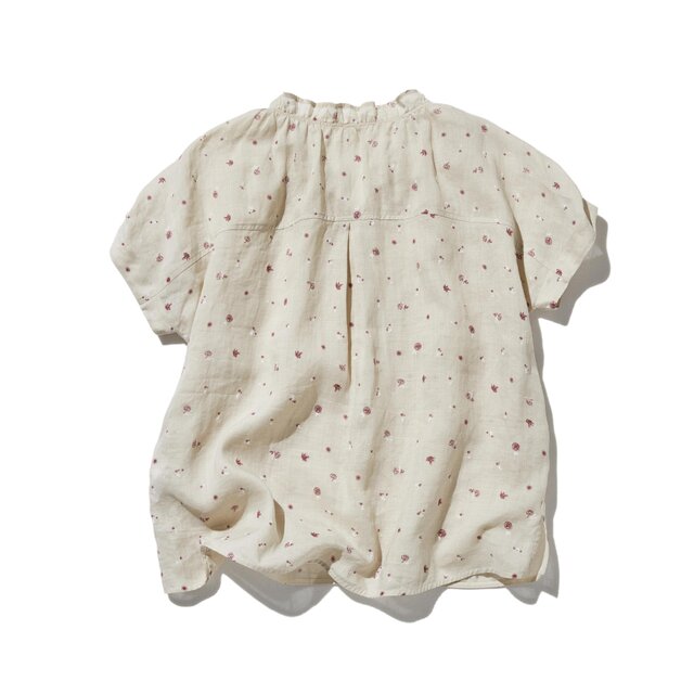 真夏にも涼しく着れる麻のブラウス プリントブラウス ベージュ 250606-2 | iichi 日々の暮らしを心地よくするハンドメイドやアンティークのマーケットプレイス