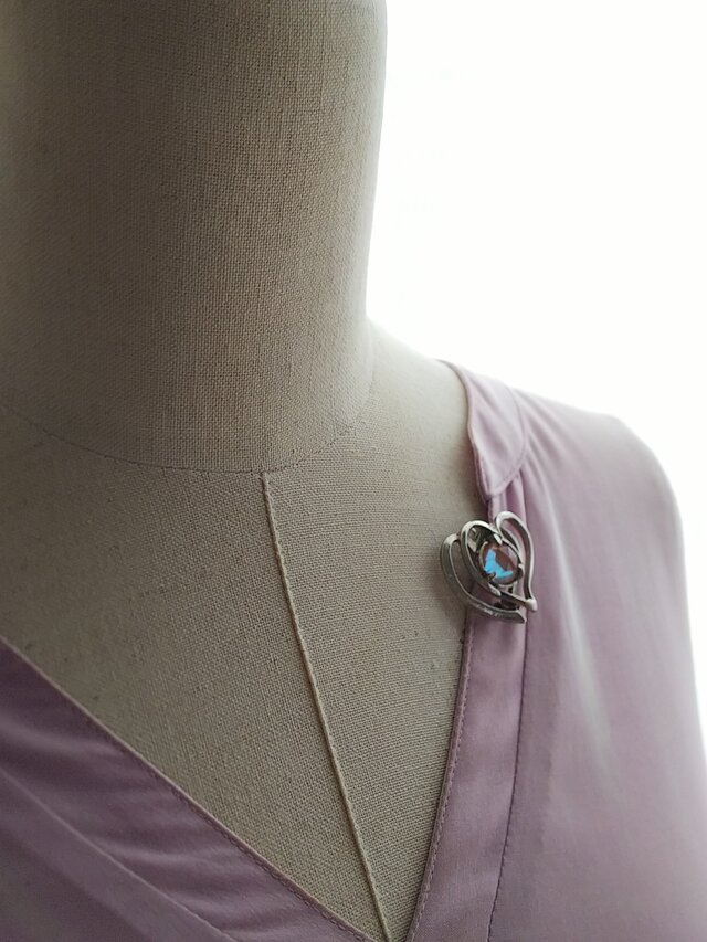 アンティーク ローズカットサフィレット／SilverトーンHeart ブローチ&ネックレス | iichi 日々の暮らしを心地よくするハンドメイドやアンティークのマーケットプレイス