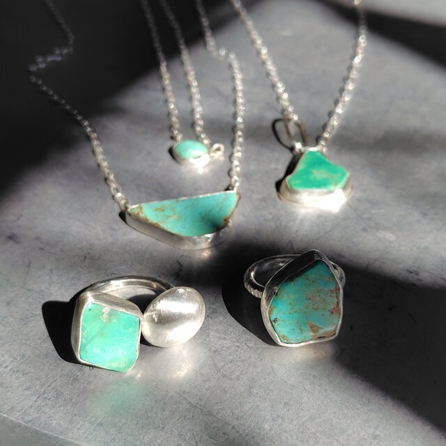 ターコイズシルバーリング#12 | iichi 日々の暮らしを心地よくするハンドメイドやアンティークのマーケットプレイス