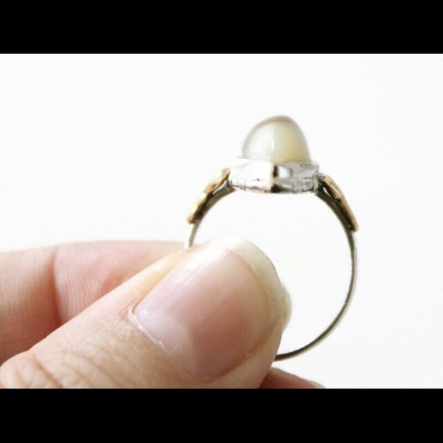 【043】静かに輝く – マーキスカットのめのうリング | iichi 日々の暮らしを心地よくするハンドメイドやアンティークのマーケットプレイス