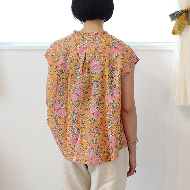 ブロックプリント前開きコットンブラウス【イエローフラワー】 | iichi 日々の暮らしを心地よくするハンドメイドやアンティークのマーケットプレイス