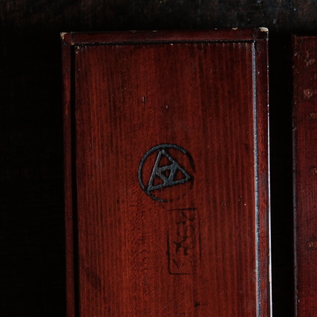 深く美しい色味 味のある蓋付野弁当 小物入れなどに。古物 古民家 骨董・antiques 拭き漆 明治~大正期 i1 | iichi 日々の暮らしを心地よくするハンドメイドやアンティークの ...