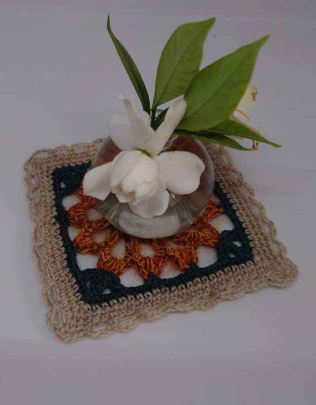 フラワーコースター ポットマット（B) | iichi 日々の暮らしを心地よくするハンドメイドやアンティークのマーケットプレイス