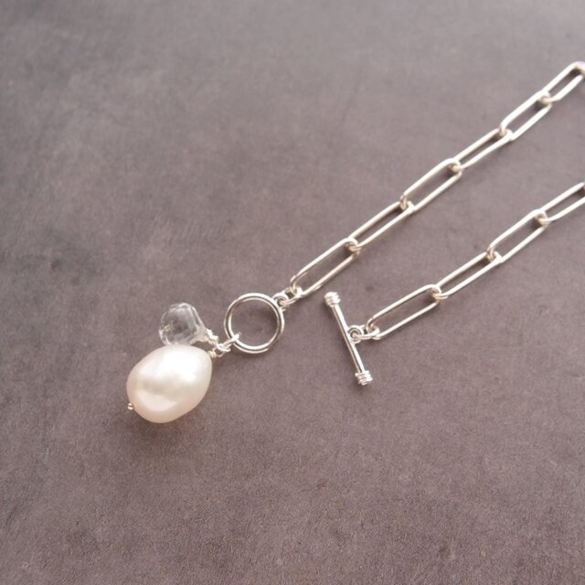 Silver Plane Chain Bracelet／プレーンチェーンブレスレット（Pearl × Crystal） | iichi 日々の暮らしを心地よくするハンドメイドやアンティークの ...