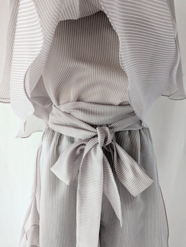 ストライプオ−ガンジ−のティア−ドブラウス | iichi 日々の暮らしを心地よくするハンドメイドやアンティークのマーケットプレイス