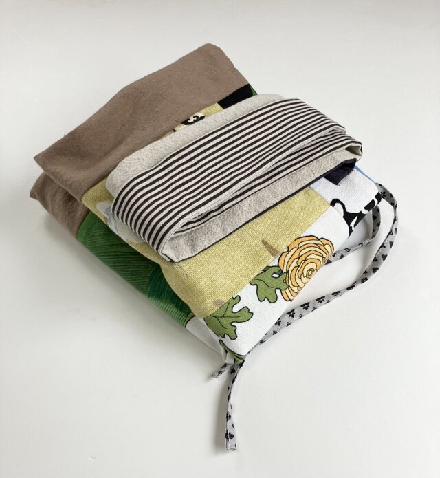 大容量 くったりトートバッグ グリーンとイエロー | iichi 日々の暮らしを心地よくするハンドメイドやアンティークのマーケットプレイス