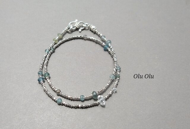 ハーキマーダイヤモンド×モスアクアマリン×カレンシルバーの2連ブレスレット | iichi 日々の暮らしを心地よくするハンドメイドやアンティークのマーケットプレイス