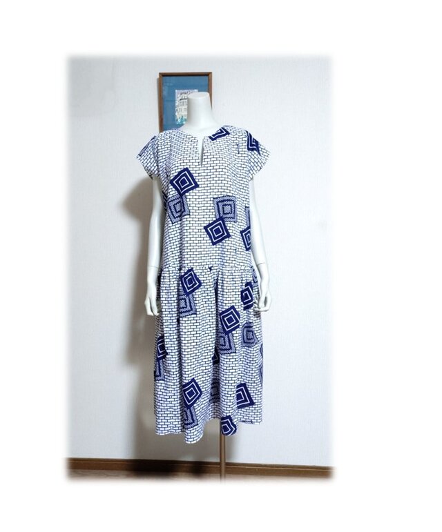 424 1点物 ワンピース ジャンパースカート キーネック ローウェスト デッドストック浴衣地 伝統柄 夏のお出かけ | iichi 日々の暮らしを心地よくするハンドメイドやアンティークの ...