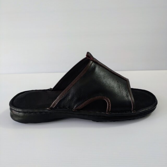 本革サンダル 無料サイズ調整可 色変更可 外反母趾対応可能 大人可愛い本革サンダル 24cm～28cm | iichi 日々の暮らしを心地よくするハンドメイドやアンティークのマーケットプレイス