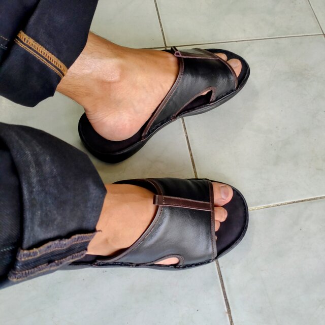 本革サンダル 無料サイズ調整可 色変更可 外反母趾対応可能 大人可愛い本革サンダル 24cm～28cm | iichi 日々の暮らしを心地よくするハンドメイドやアンティークのマーケットプレイス