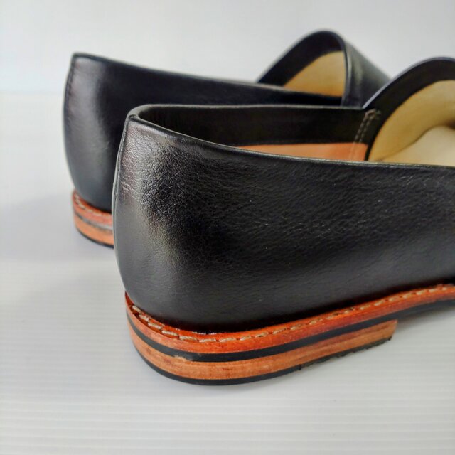 本革ペタンコシューズ 無料サイズ調整可 ぺたんこ靴 フラット 色変更可 外反母趾 大人可愛い 本革 22cm～ | iichi 日々の暮らしを心地よくするハンドメイドやアンティークのマーケットプレイス