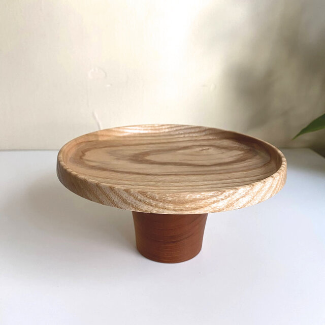 高台付きプレート Φ15.2cm | iichi 日々の暮らしを心地よくするハンドメイドやアンティークのマーケットプレイス