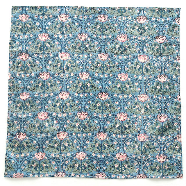 木版染め ブロックプリント 大判ハンカチ（ロータス/ブルー）23 | iichi 日々の暮らしを心地よくするハンドメイドやアンティークのマーケットプレイス