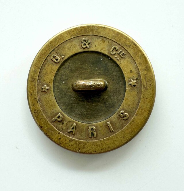 フランスアンティークボタンヘアゴム／猪メタルボタンー | iichi 日々の暮らしを心地よくするハンドメイドやアンティークのマーケットプレイス