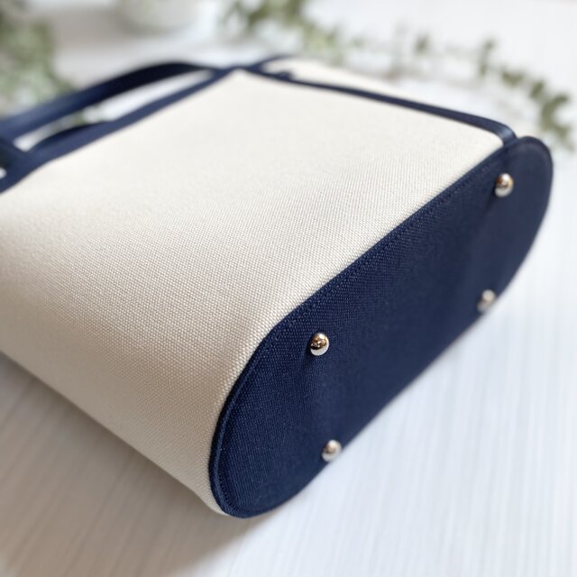 大人マリンのキレイめトートバッグ ファスナー・底鋲仕様 | iichi 日々の暮らしを心地よくするハンドメイドやアンティークのマーケットプレイス