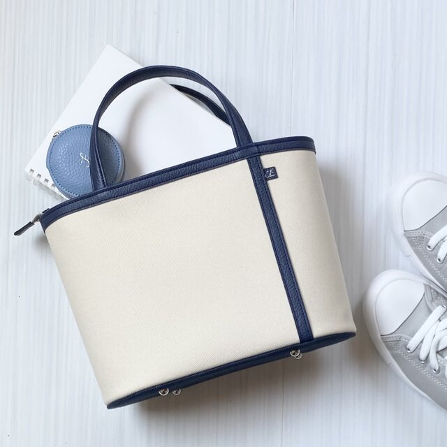 大人マリンのキレイめトートバッグ ファスナー・底鋲仕様 | iichi 日々の暮らしを心地よくするハンドメイドやアンティークのマーケットプレイス