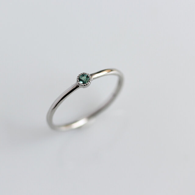 Pt900 アレキサンドライト リング | iichi 日々の暮らしを心地よくするハンドメイドやアンティークのマーケットプレイス