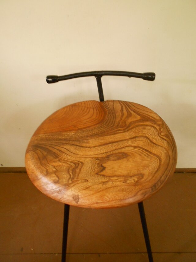 けやきアイアンカフェテーブルイスセット 06-15 | iichi 日々の暮らしを心地よくするハンドメイドやアンティークのマーケットプレイス